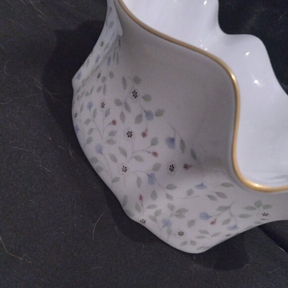 Nikko Ceramics | Kitchen | Nikko Company Bone China Bowl With Flower ...